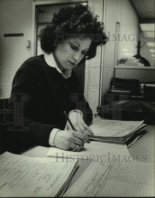 1982 Reporter Candace Doyle of The Milwaukee Journal Sentinel ...