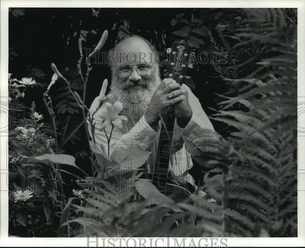 1992 Press Photo Folksinger David HB Drake to perform at Waukesha Memo ...