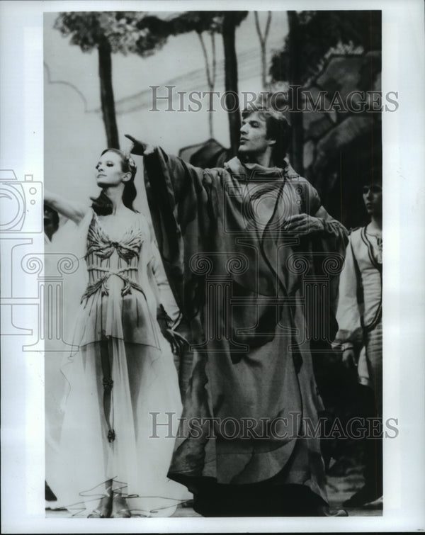 1983 Press Photo Maria Calegari as Oberon in "The Magic Flute" - mjp16 ...