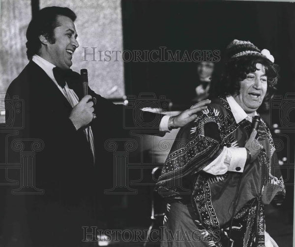 1976 Entertainers Steve Rossi and Bernie Allen - Historic Images