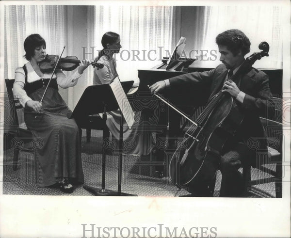 1974 Press Photo The New Arts Trio artists at the Wisconsin College Co ...