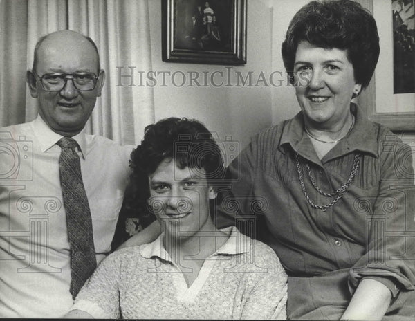 1981, Actor Tom Nielsen with parents Jerome and Margaret Liermann ...