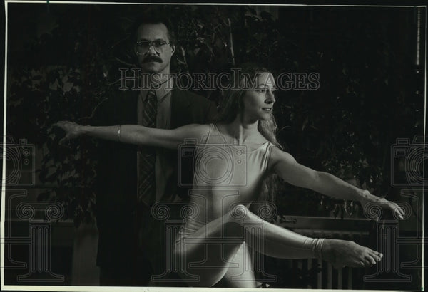 1991 Press Photo Composer James Pease with wife Susie Bauer - mjp42939 ...