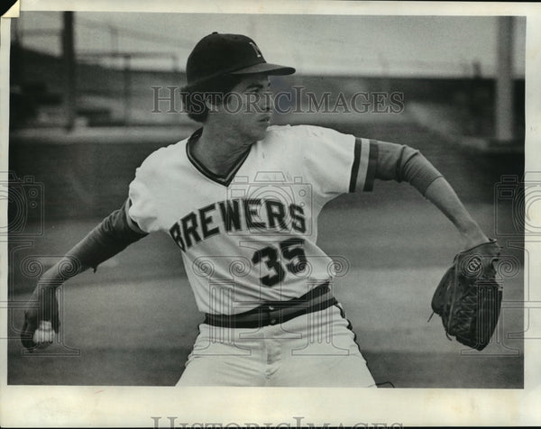 1975 Press Photo Milwaukee Brewers baseball pitcher, Bill Castro - mjt ...