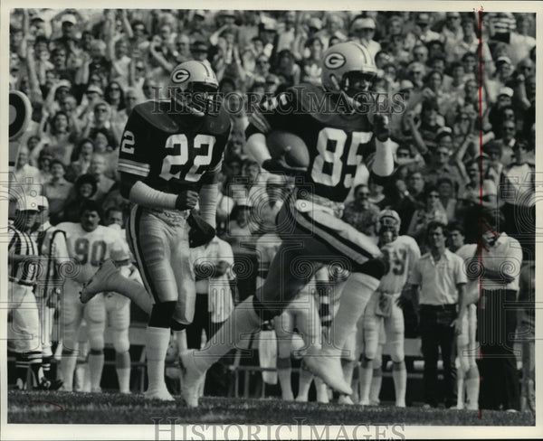 1983 Press Photo Packers football player Phillip Epps sprints toward e ...