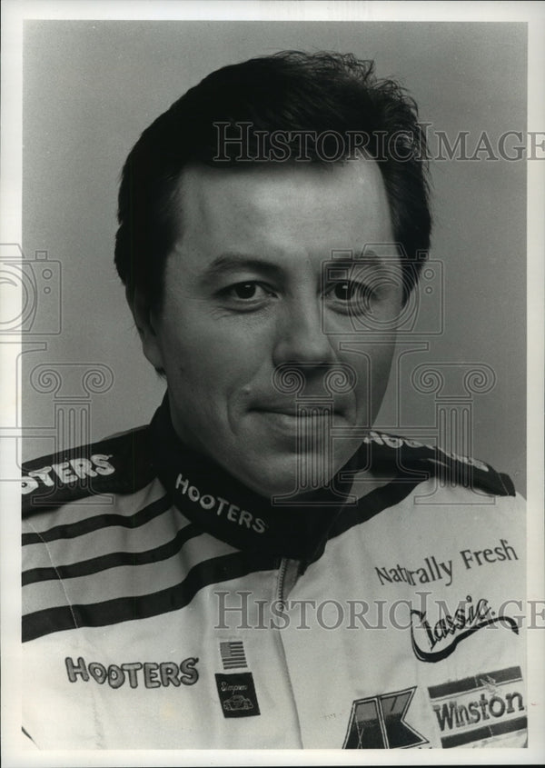 Press Photo Alan Kulwicki race car driver. - mjt04235 - Historic Images