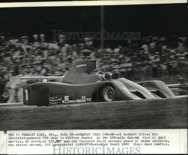 1982 Press Photo Al Roberts drives his VDS Lola at Road America race ...