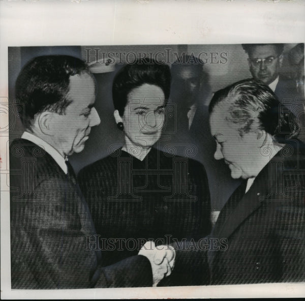 1963 Nina Khrushchev, Foy D. Kohler and wife pay respects to memory of ...