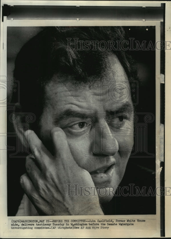 1973 Press Photo John Caulfield testifies before Senate committee in W ...