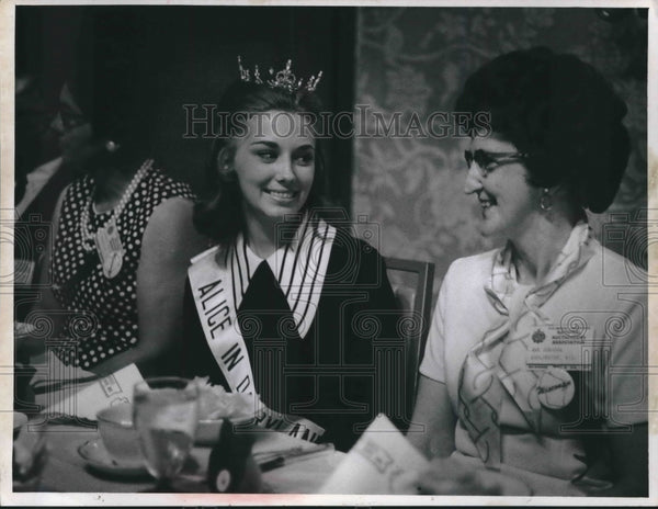 1970 Susan Masterson is the 1970 Alice in Dairyland - Historic Images