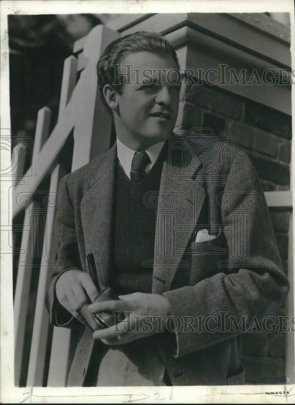 1942 Photograph of Van Heflin, Hollywood's newest star. - Historic Images