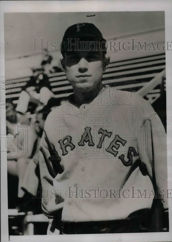 1935 Wayne Osborne, Rookie Pitcher - nea02323 - Historic Images