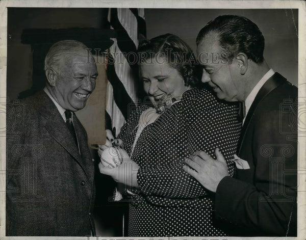 1942 Tris Speaker Former Baseball Great, Kat Smith and Ted Collins ...
