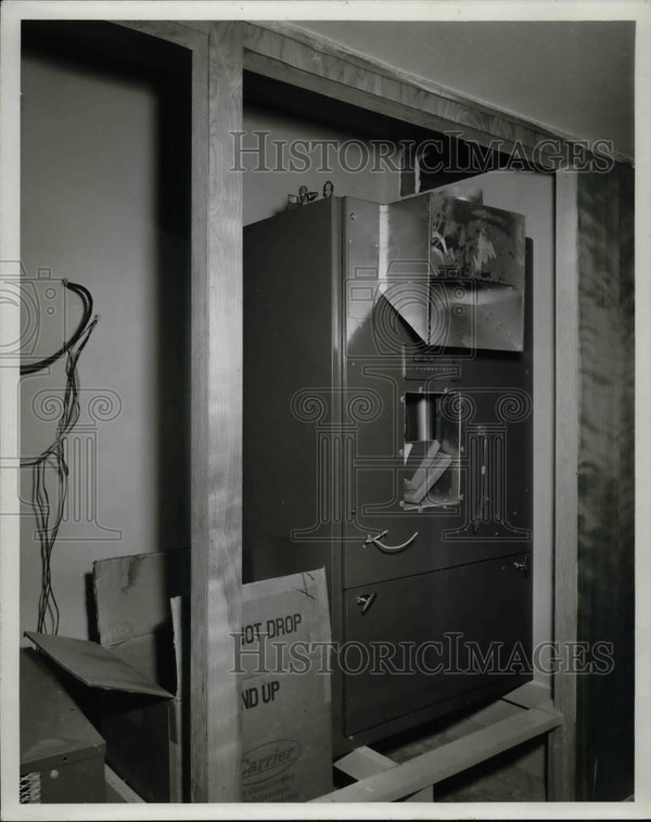 Press Photo Carrier Weathermaker Air Conditioning Unit Andrew Patton H ...
