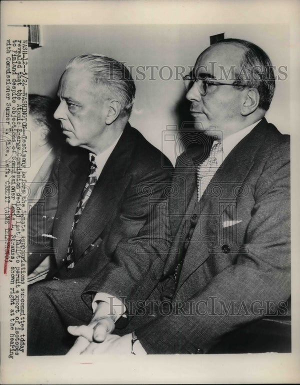 1949 Press Photo Commissioner Lewis Strauss, Commissioner Sumner T. Pi ...