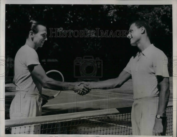 1939 Barry Dee Greets Ted Schroeder Before Tennis Match - Historic Images