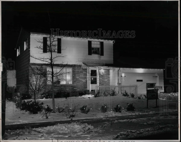 1965 Press Photo example of The Victorian model home by 20th Century B ...