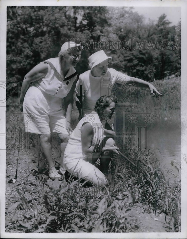 1955 Mrs Arthur Misfeldt Mrs FB Cronin Mrs Burt Lutz Outside - Historic ...