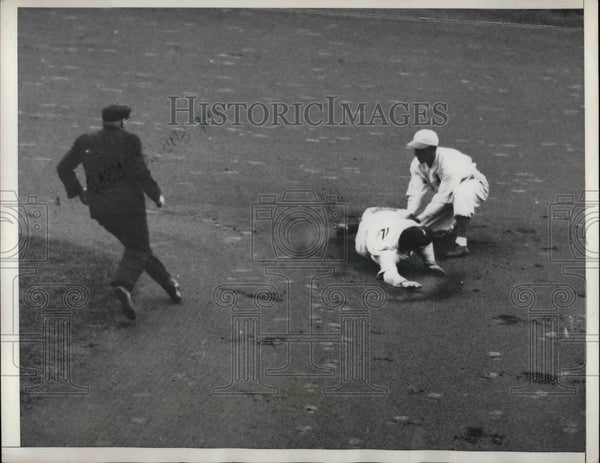 1934 Red Rolfe of New York Yankees Out on Steal - Historic Images