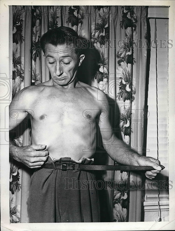 1946 Claude L. Baxter After Completing 100 Day Fast For Attention ...