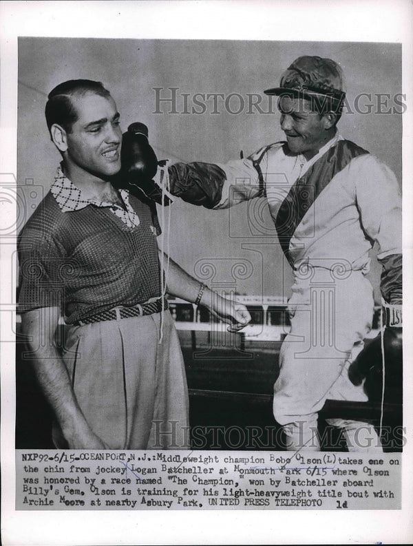 1955 Press Photo Middleweight Champion Bobo Olson with jockey Logan Ba ...
