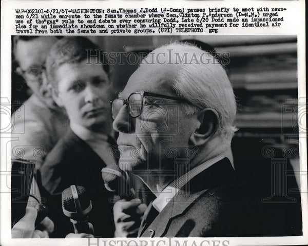 1967 Sen. Thomas J. Dodd on his way to meeting - Historic Images