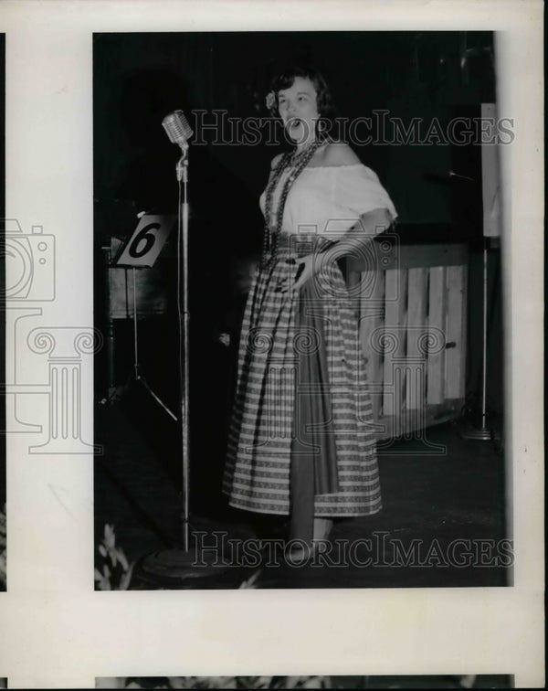1954 Barbara Quinlan, Miss Ohio - Historic Images