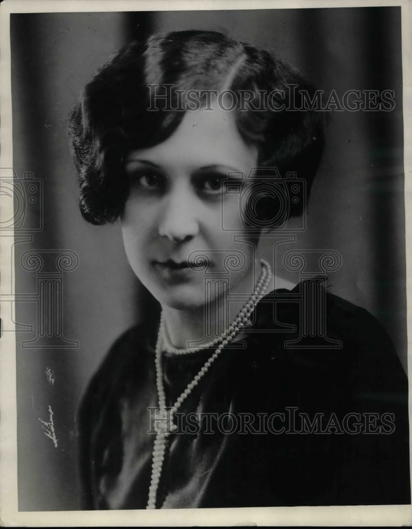 1937 Miss Eleanor Knowlton - nea65045 - Historic Images