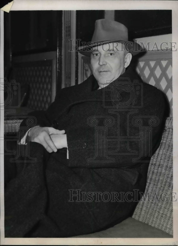 1939 Paul Kind Manufacturer Aboard SS Aquitania Returns From Europe ...