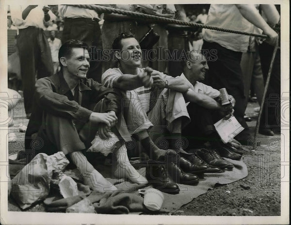 1950 Anthony Polosky his brother Alvin and Nick Ciabciola - Historic Images