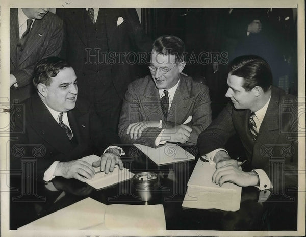1938 Mayor F.H. LaGuardia, Mayor Scholtz, Maurice Tobin - Historic Images