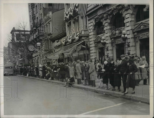 1933 Press Photo Hundreds Of People Congregate In Washington D.C ...