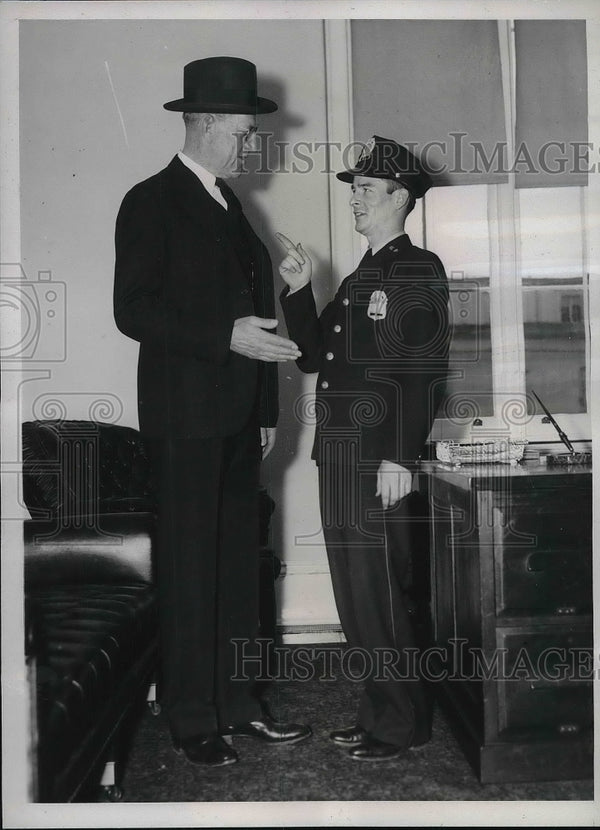 1938 Press Photo Rep. George W. Gillie & Policeman John Lockley In Was ...