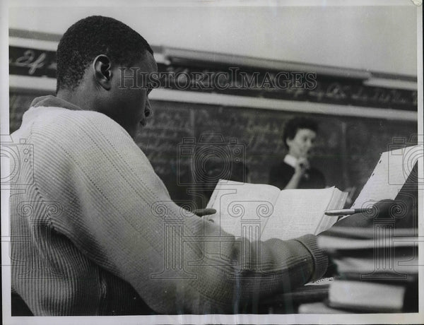 1961 Press Photo Peter Okongo Ndiege, 16, School of State Teachers Col ...