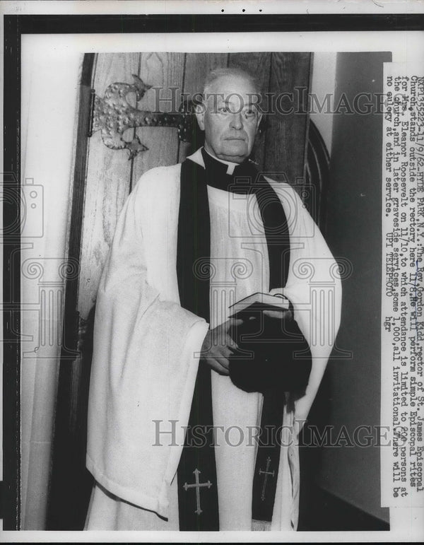 1962 Rev. Gordon Kidd St. Johns Episcopal CHurch - Historic Images