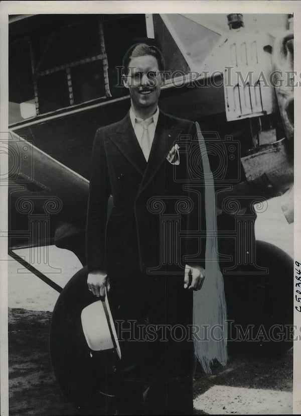 1939 Charles Backman Going to Sweden - neb21320 - Historic Images