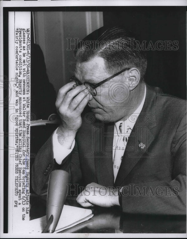 1956 Press Photo Wash.D.C.White House Press Sec James Hagerty ...