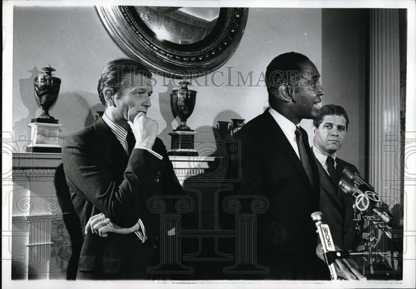 1969 Press Photo NYC Mayor John Lindsay & Comm. William Booth, S Golar ...