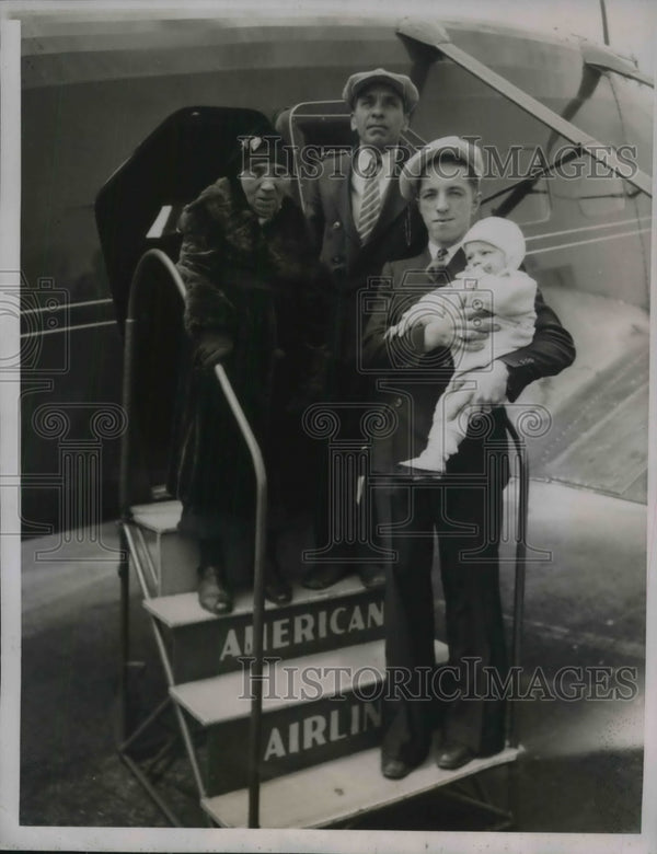1935 Mrs. Mary Adelman at Age 106 Given Plane Ride for Mother's Day ...