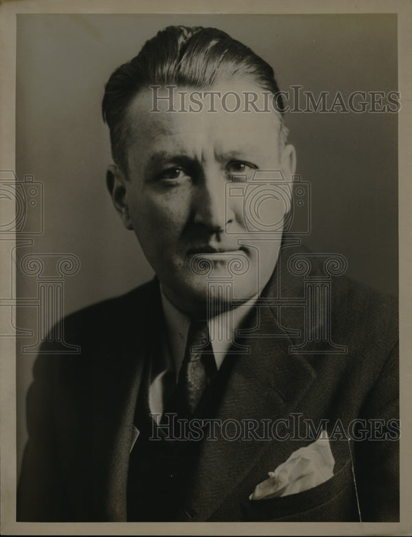 1934 Press Photo Ohio State cigarette inspector, B.F. Wheeler ...