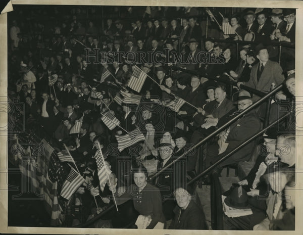 1936 Press Photo Crowd waiting for the President at Madison Square Gar ...