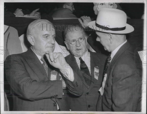 1944 Press Photo PA Sen Joseph Guffy Interior Secretary Harold Ickes ...