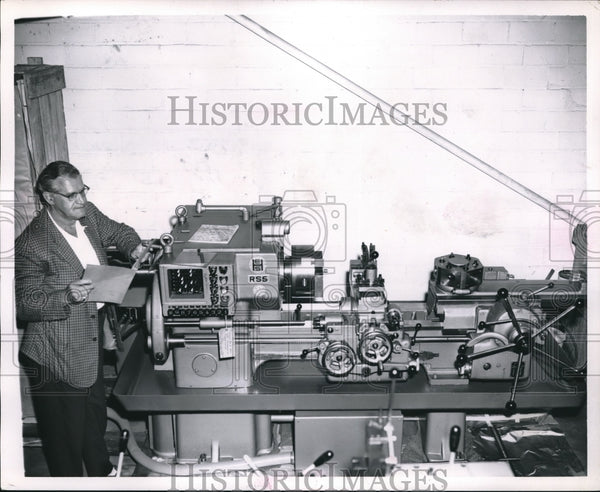 1938 Turret lathe by Industrial Service Inc, demo by ML Watson ...
