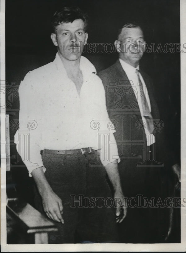 1933 Press Photo Donald K Smith in Custody of Sheriff Lee Brown ...
