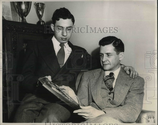 1948 Press Photo Mt Union College frat, Ray Sr & Ray Jr both undergrad ...