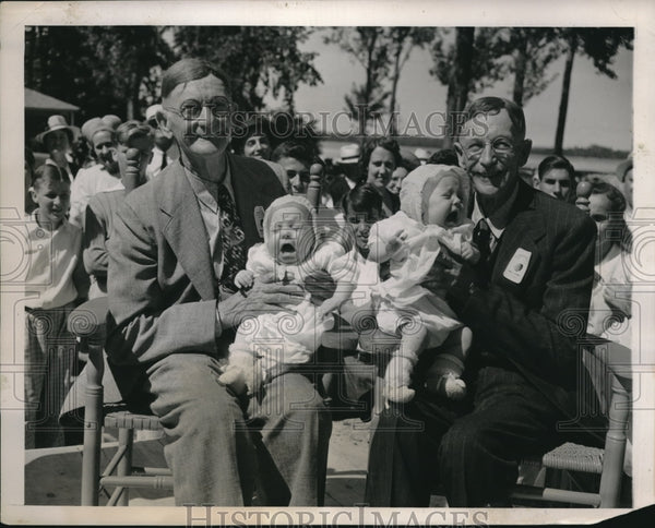 1939 Willis Hawes,Wilson Hawes,Barbara & Bernice Jones Oldest Twins ...