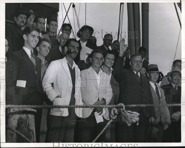 1941 Press Photo Capt. John Halliday and Crew Rescued From Steel Seafa ...