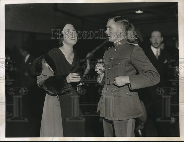 1932 Flora Powell & Lt JF Neylan Attend Reception Of - Historic Images