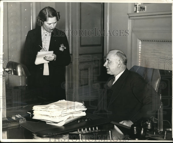 1937 Solicitor Gen Stanley Reed w/ his Sec Viola Bartz - Historic Images