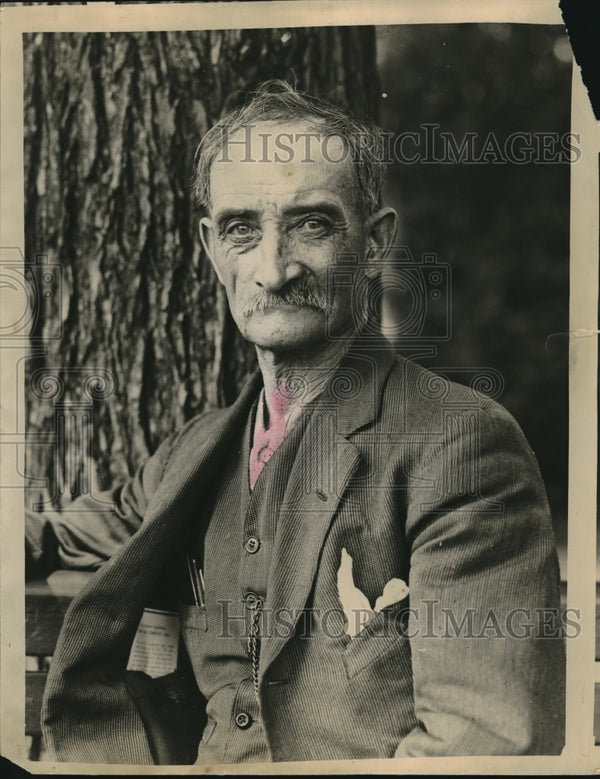 1924 George Maughan, father of aviation - Historic Images